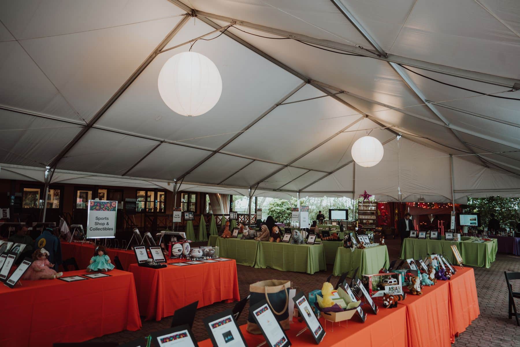 5 Tips for Planning an Outdoor Charity Fundraiser - Event Rentals ...